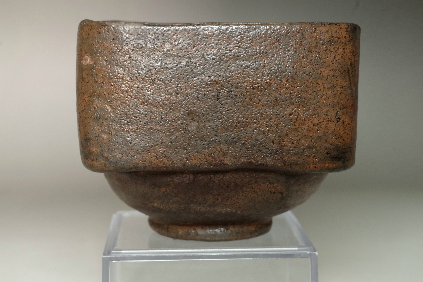 Raku 1st Chojiro (?-1589) Square kuro-raku bowl #3821 - Antique shop ...