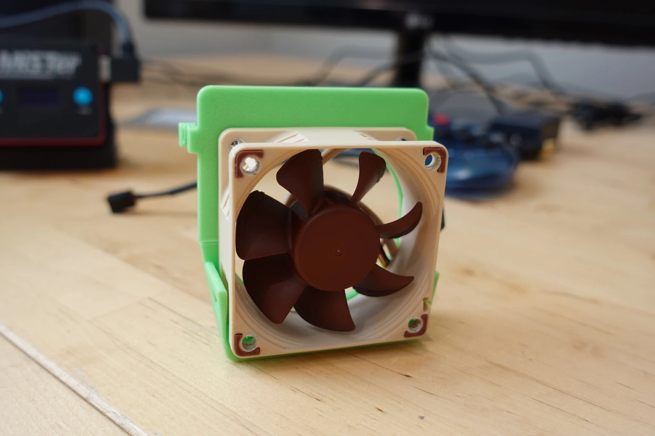 60mm Noctua Cooling Fan Adapter for Xbox - Retro Frog - Stone Age Gamer