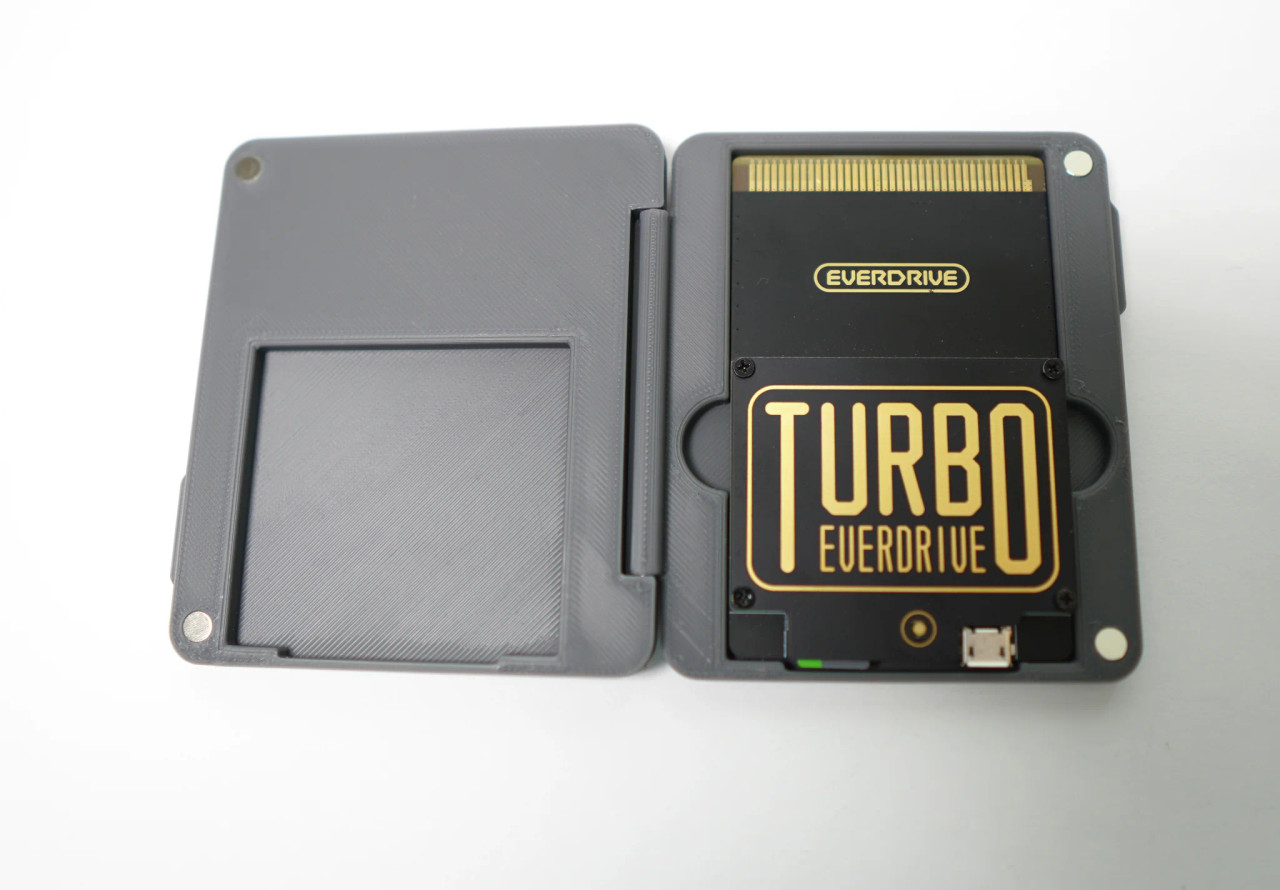KRIKzz Turbo EverDrive v2/PRO Magnetic Storage Case - Retro Frog ...