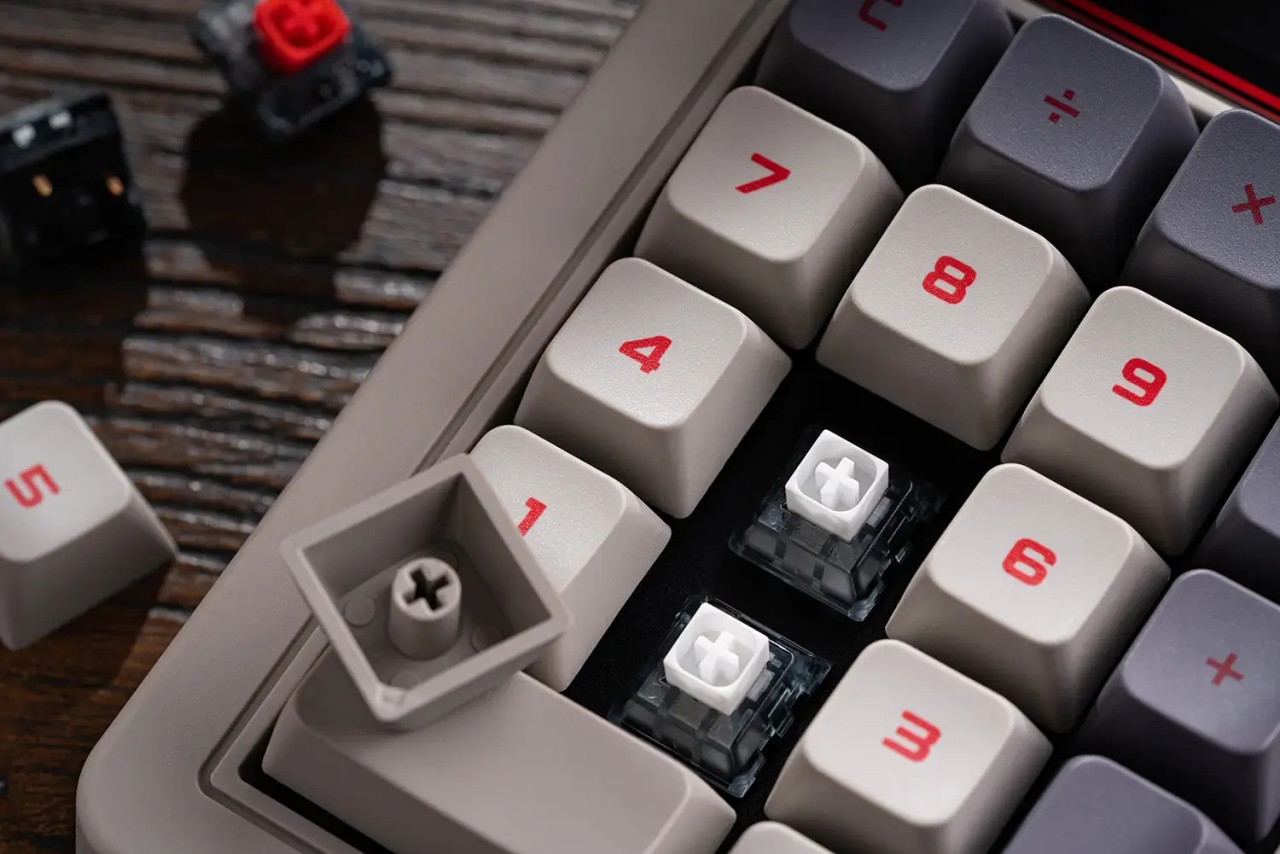 Retro Mechanical Numpad - N Edition - 8BitDo - Stone Age Gamer