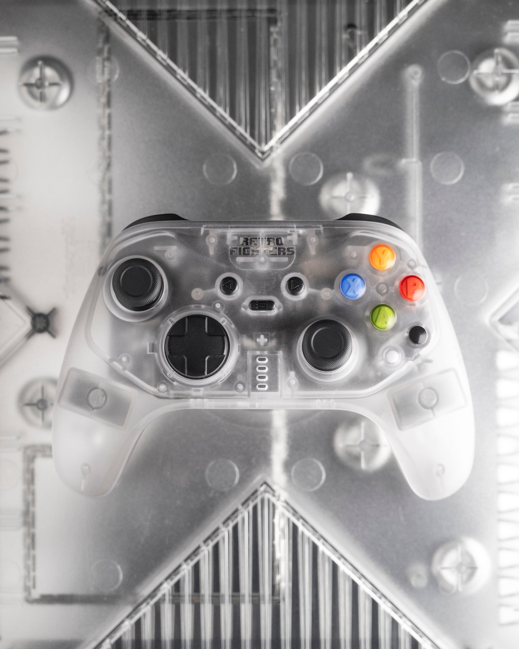 Hunter Retro Limited Series Crystal 2.4Ghz Wireless Controller for Xbox ...