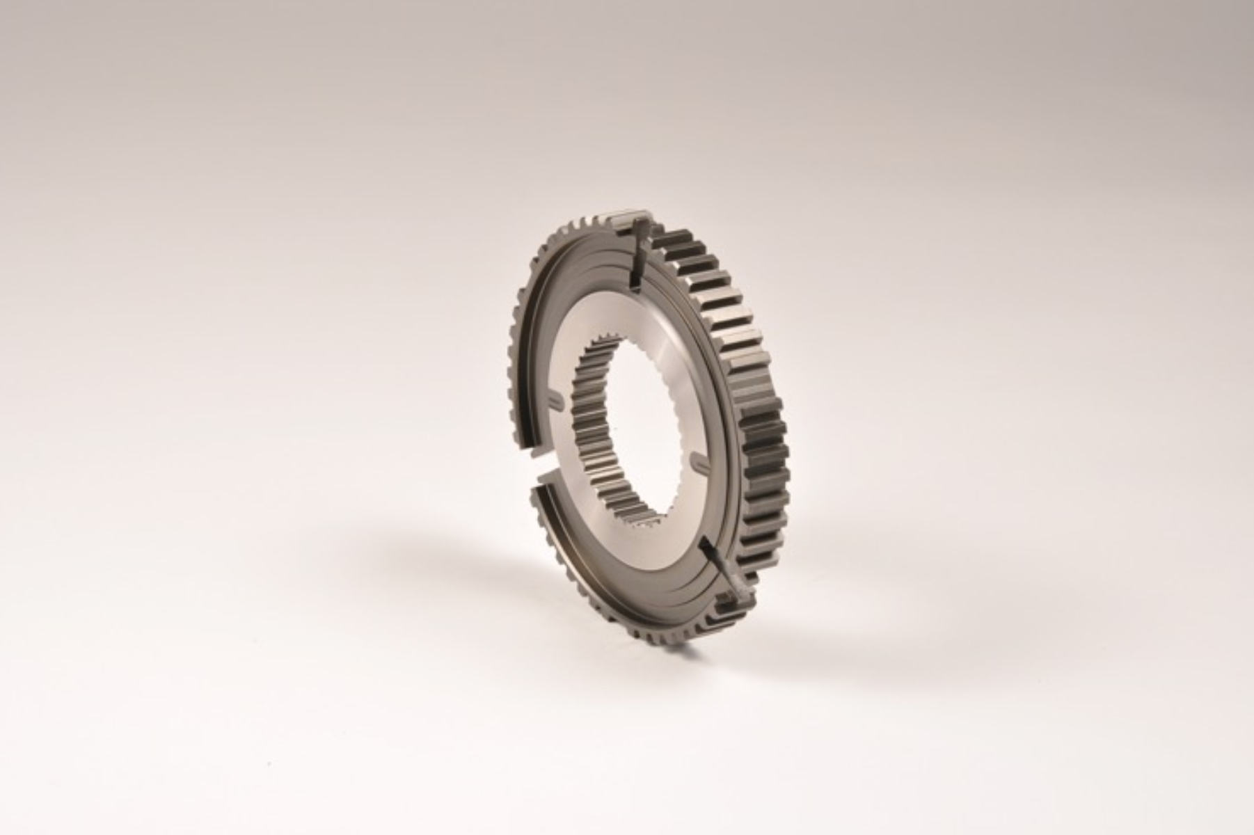 1356304019 SYNCHRONIZER HUB - Jeff Peters Truck Parts LTD