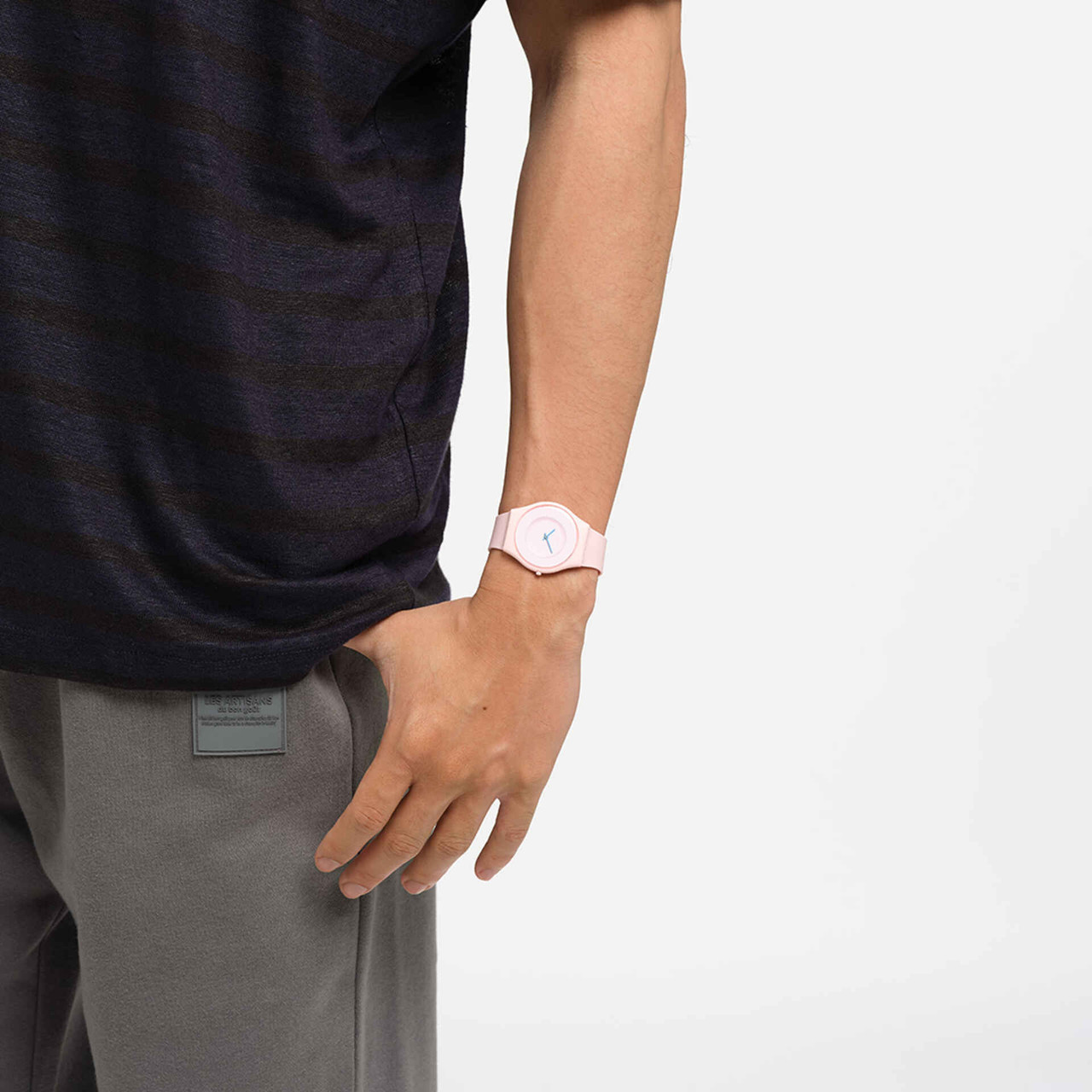 Swatch Caricia Rosa Skin Classic Bioceramic Watch SS09P100