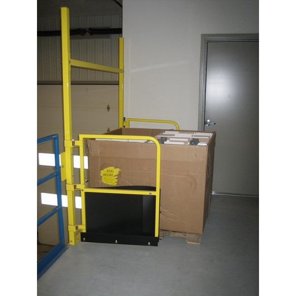 Savety Yellow SYP-PSG-96 8' Self-Closing Mezzanine Pallet Gate