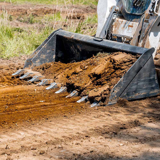 CID X-treme Duty Track Loader Bucket | Skid Steer Solutions