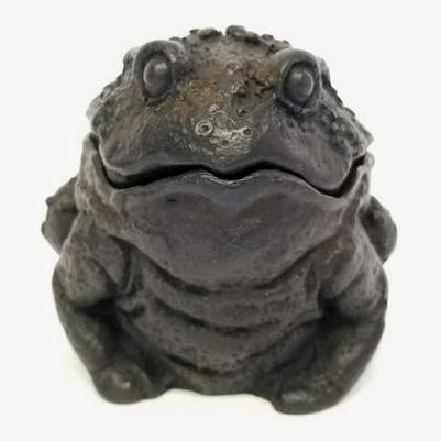 Box - Frog - inspired living