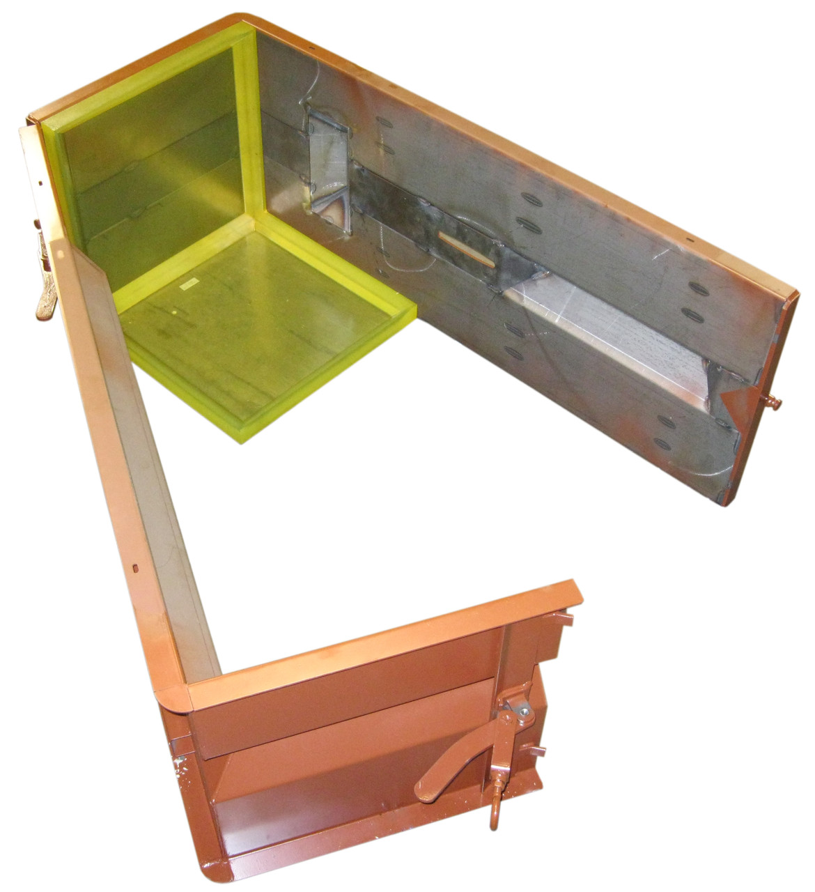 Form Liner - 24 x 24 x 24 x 24 x 1.5 Chamfered Column Corner
