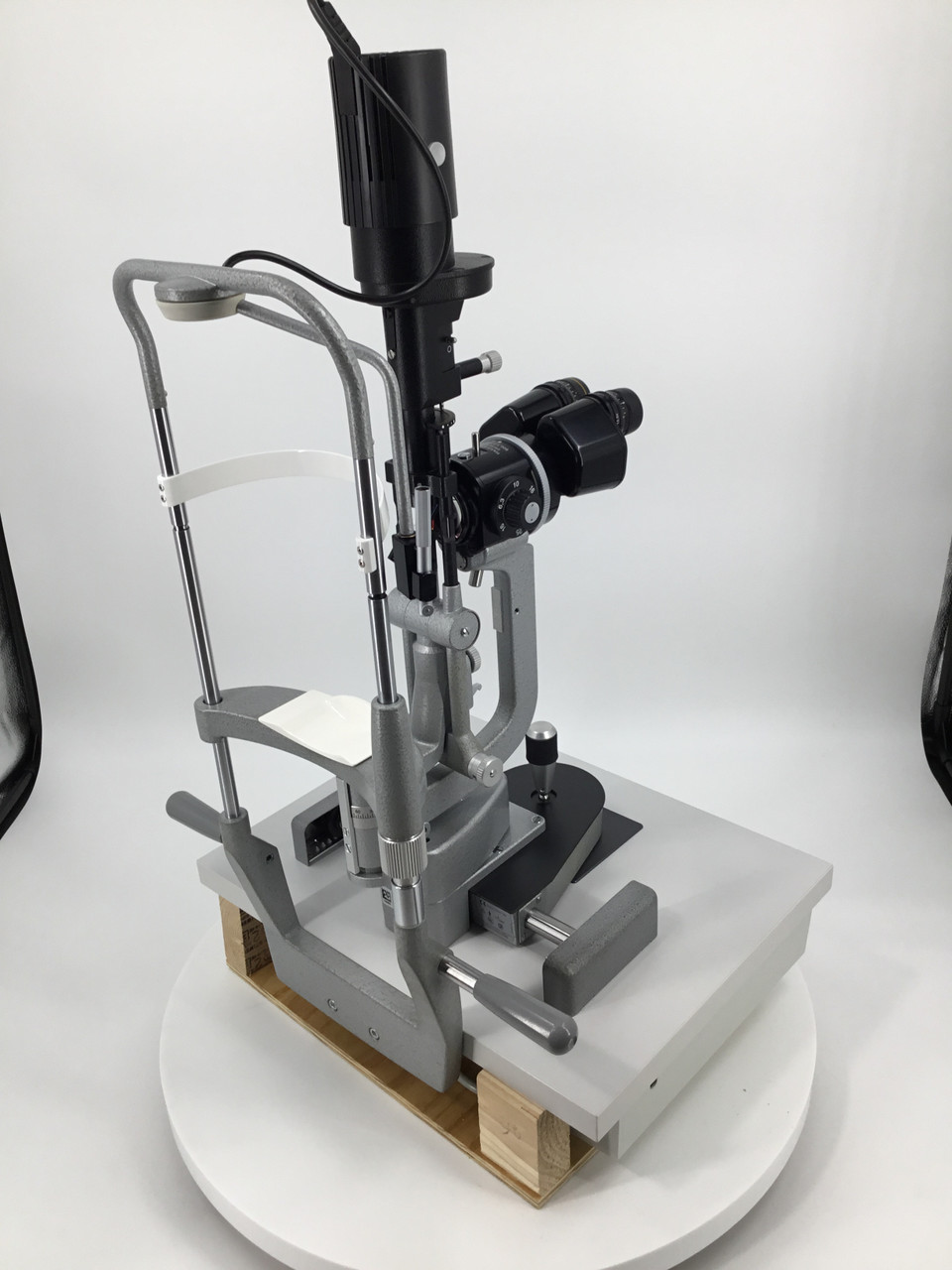 Haag Streit BQ 900 LED Slit Lamp: Superior Diagnostic Precision ...