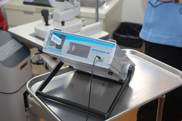 Accutome AccuPach VI Pachymeter