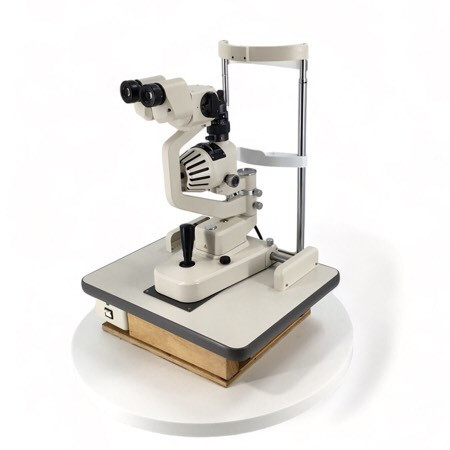 Refurbished Topcon SL2E Slit Lamp