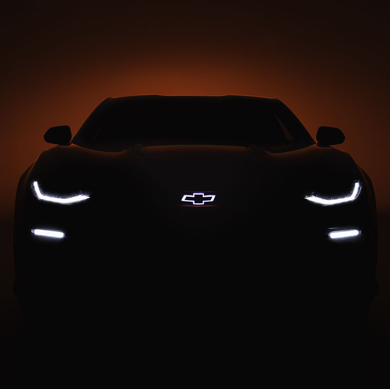 16-18 Camaro Gold Emblem Glowtie Kit - General Motors (23380121)