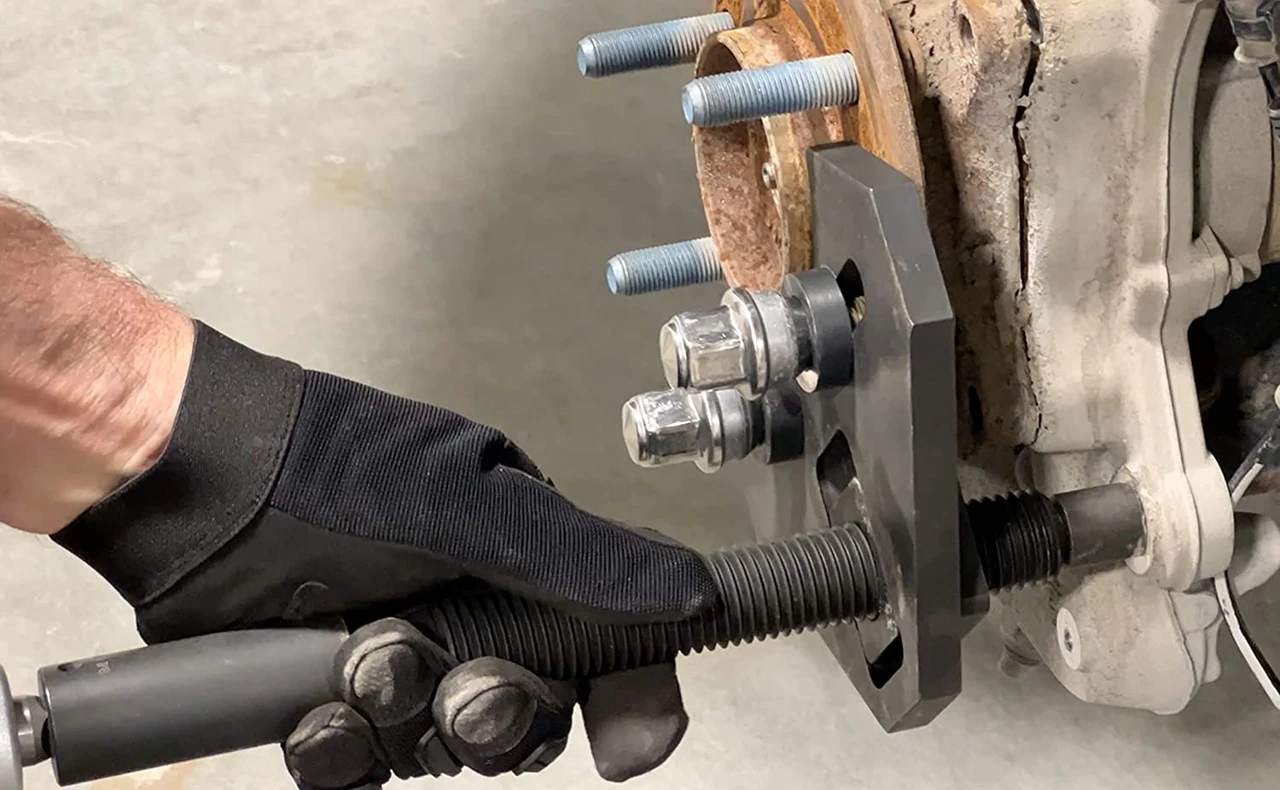 Lisle 40100 Hub Remover | JB Tools