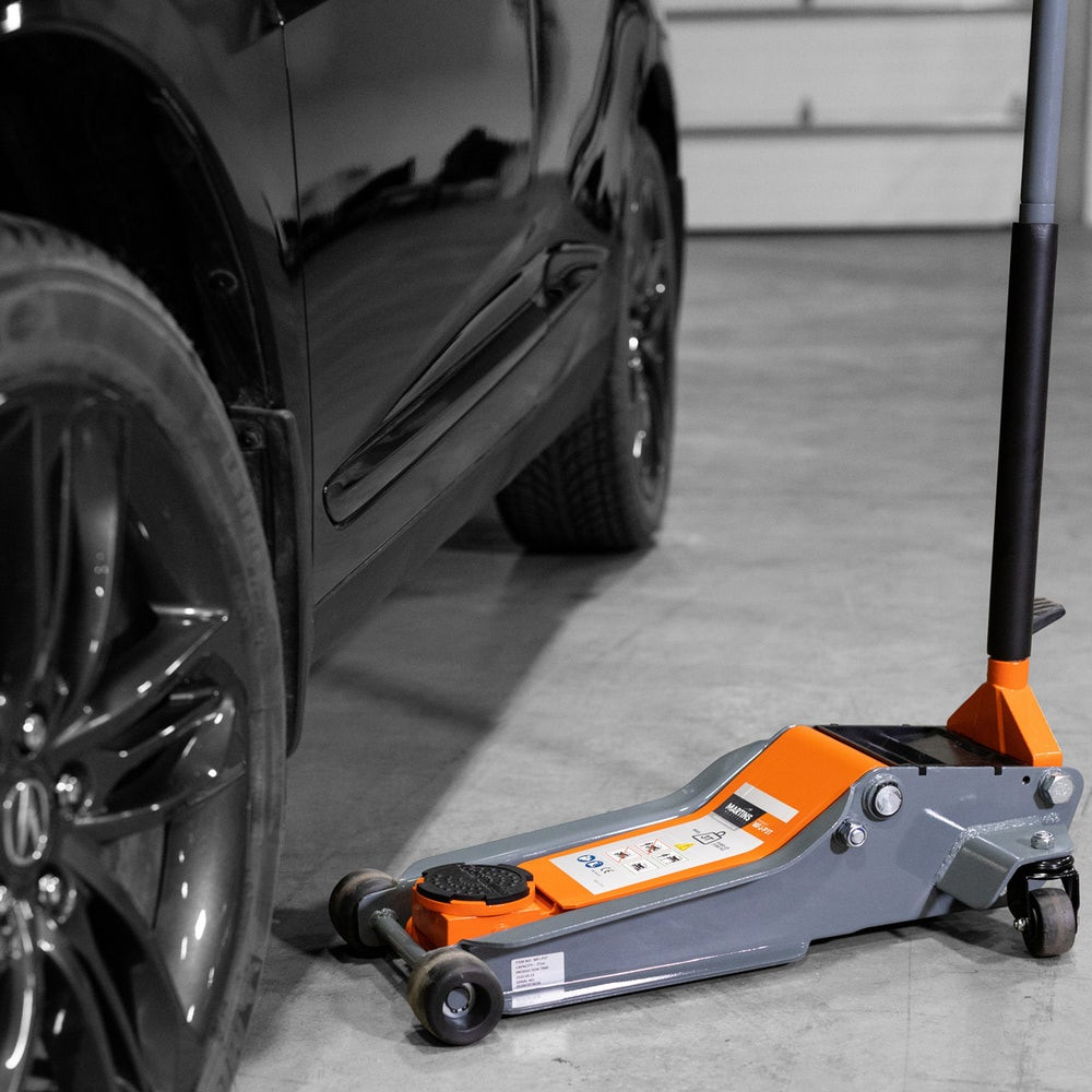 Martins Industries 2-Ton Professional Floor Jack (MFJ-P2T) | JB Tools