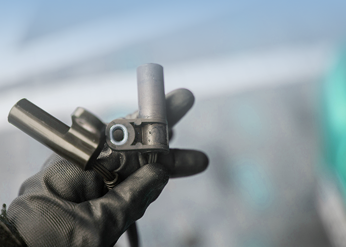 How to Replace a Crankshaft Position Sensor? - JB Tools Inc.