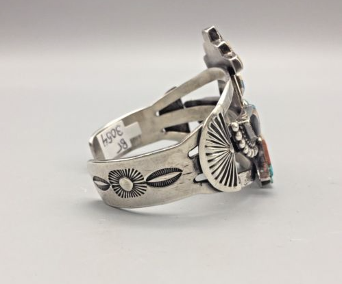 VINTAGE ZUNI INLAY KNIFEWING BRACELET *STERLING SILVER* CIRCA MID-CENTURY