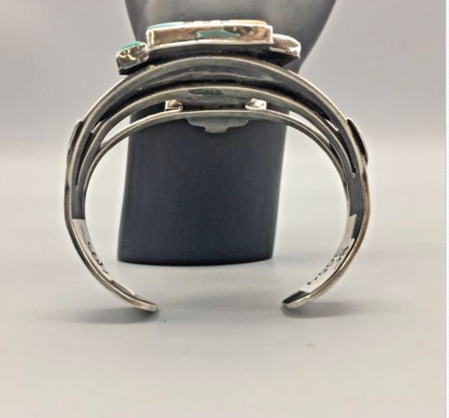 VINTAGE ZUNI INLAY KNIFEWING BRACELET *STERLING SILVER* CIRCA MID-CENTURY