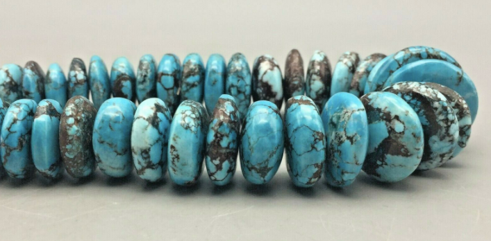 OUTSTANDING Turquoise Disc Necklace