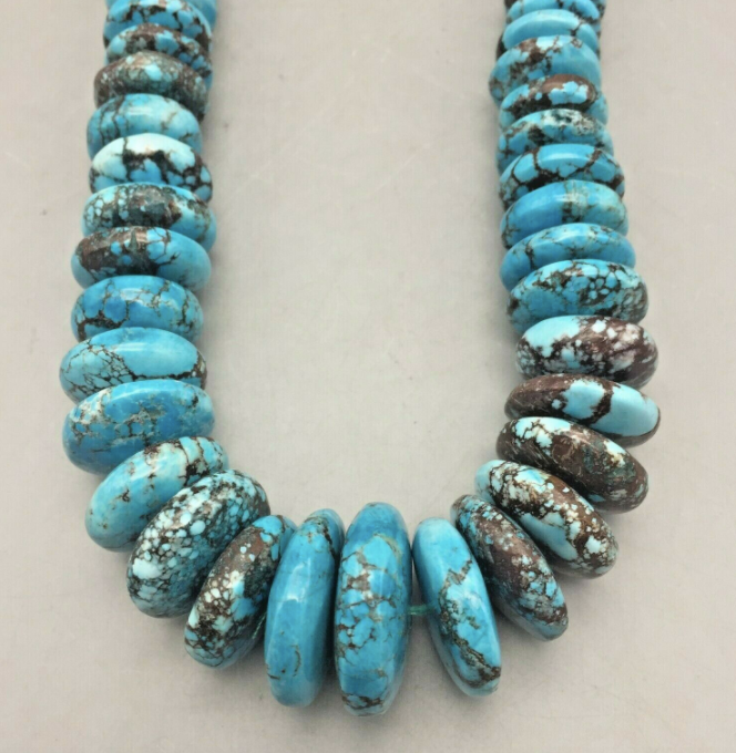 OUTSTANDING Turquoise Disc Necklace