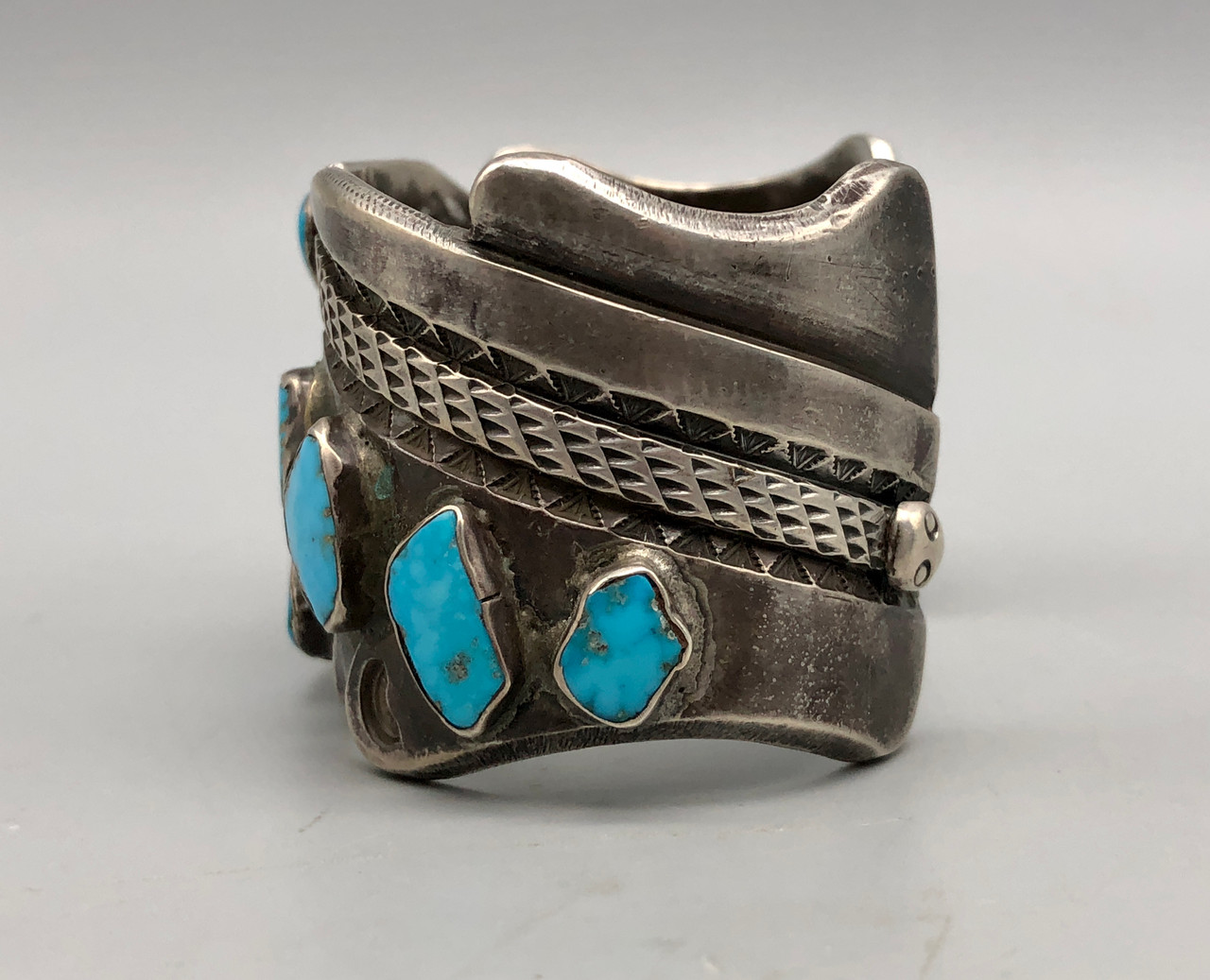 Unique and Hefty Feeling "Snake" Theme Turquoise Bracelet
