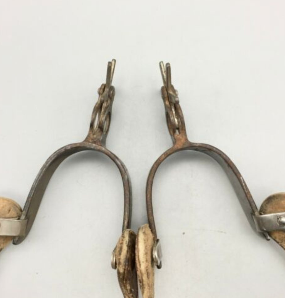 VINTAGE KELLY COWBOY SPURS CHIHUAHUA STYLE, CIRCA MID-CENTURY