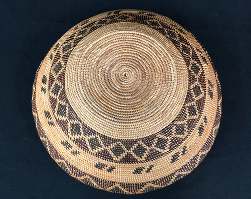 Beautiful, Finely Woven, Yokuts Polychrome Basket C. Late 1800 to Early ...