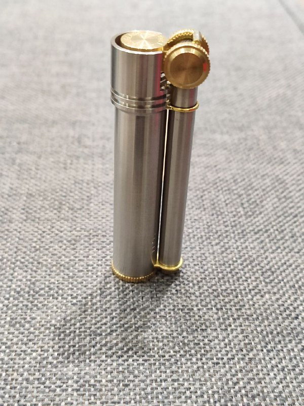 Tokyo Pipe Co. Douglass Field L Lighter (Stainless Steel) - Fstop Lights
