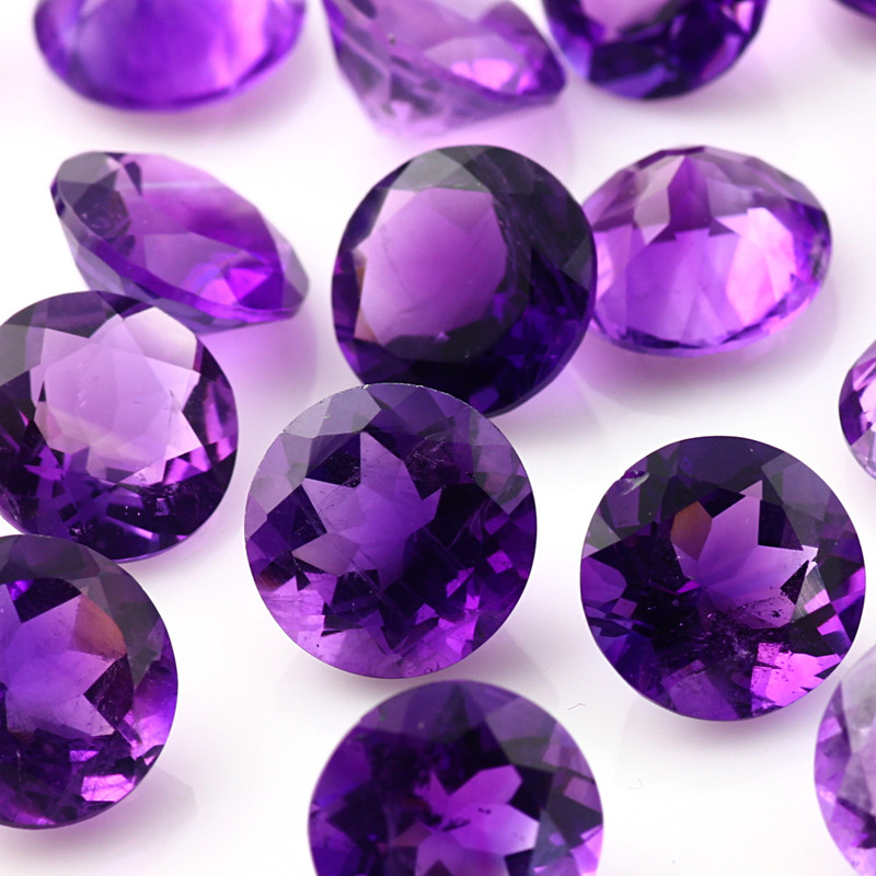 SALE 762 Amethyst (African) Brilliant Cut 10mm Round - Joopy Gems
