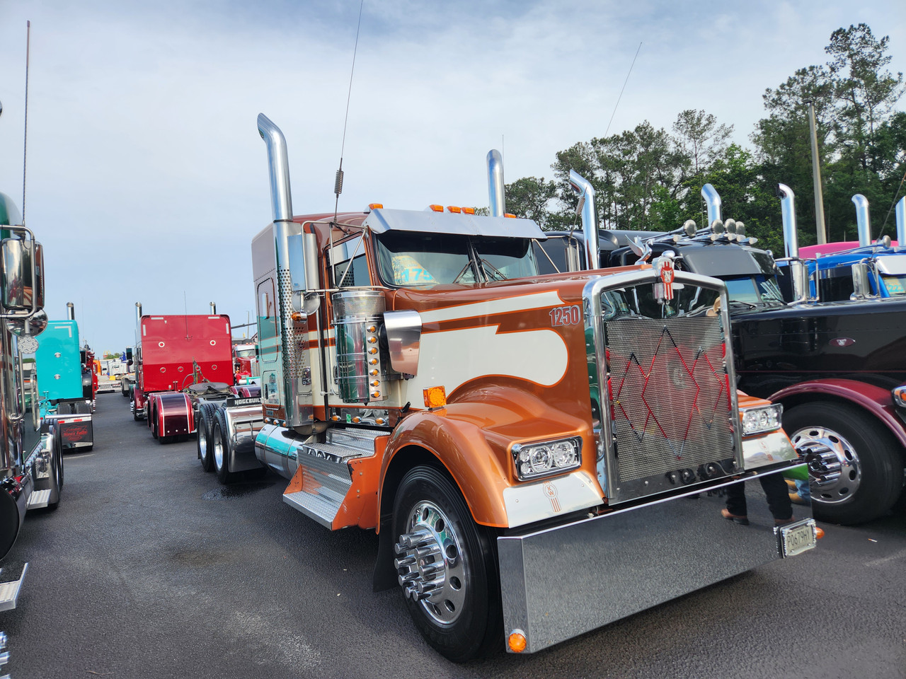 Kenworth W900 Bumpers