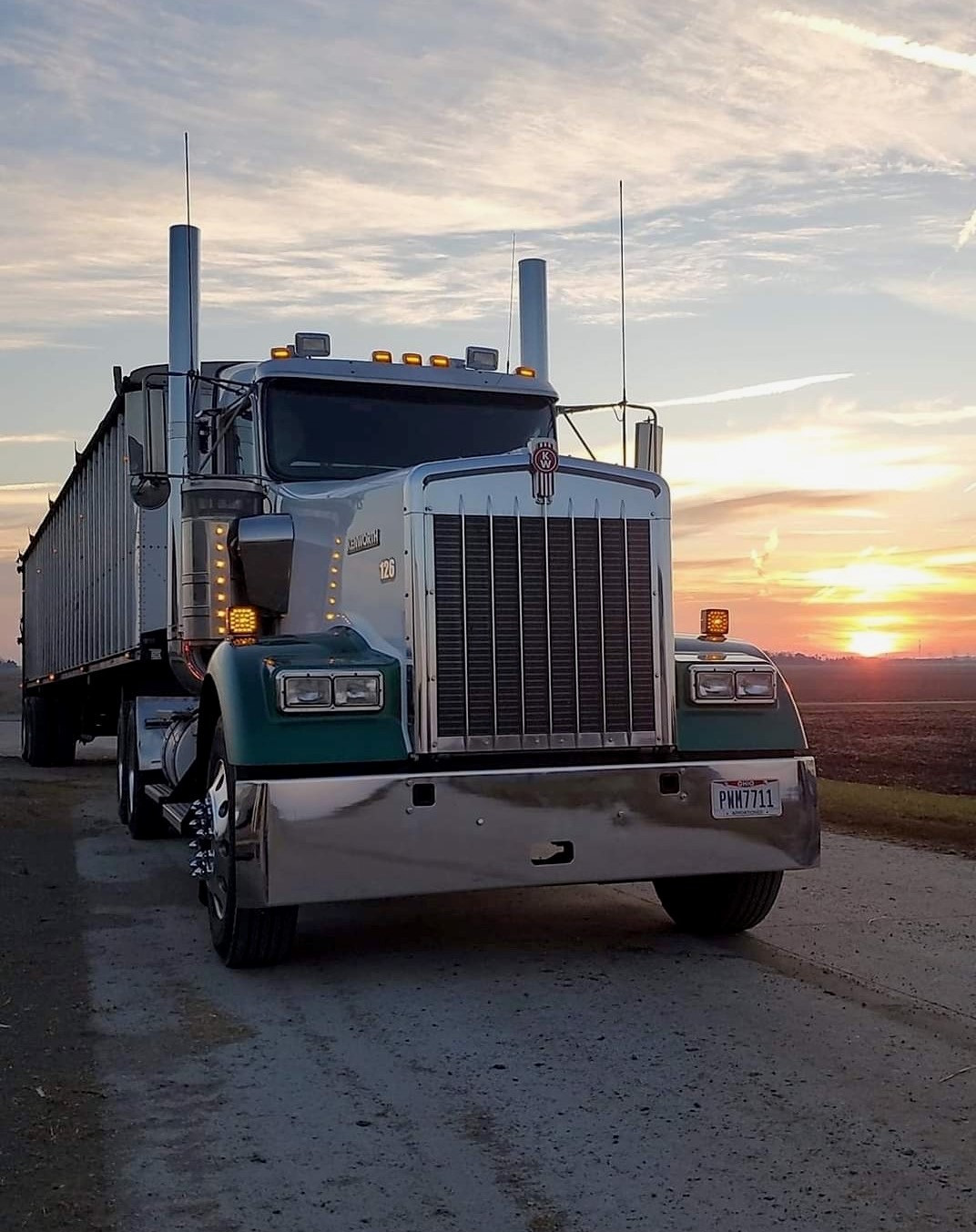 Kenworth W900 Bumpers