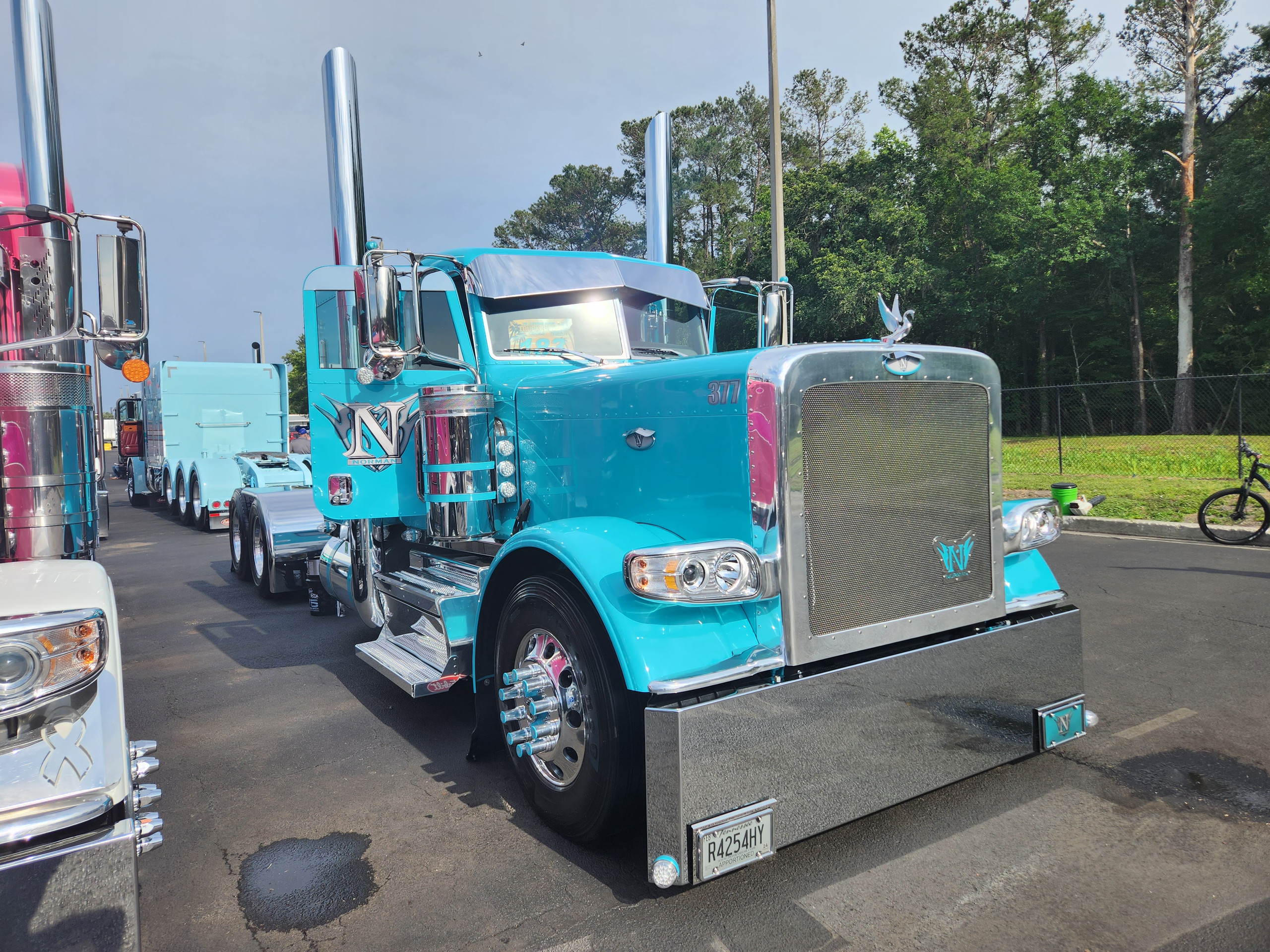 Bumpers - Peterbilt Bumpers - Lincoln Chrome