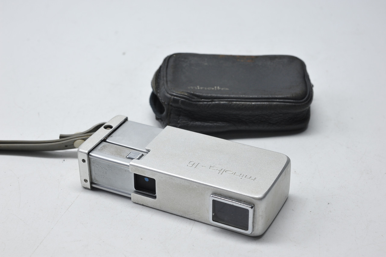 Pre-Owned - Minolta-16 SPY CAMERA SILVER ROKKOR 28MM F22MM, 16MM at ...