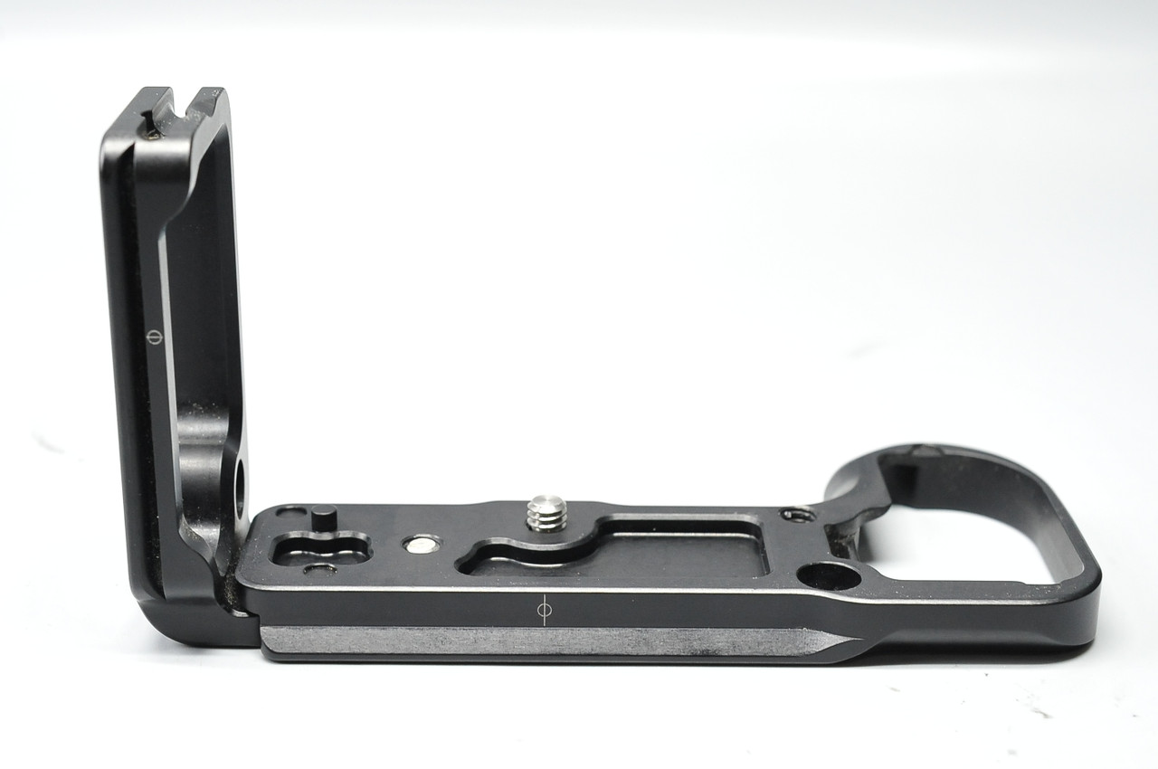 Pre-Owned - RRS BZ7-L L-Bracket for Nikon Z7 and Z7 ii