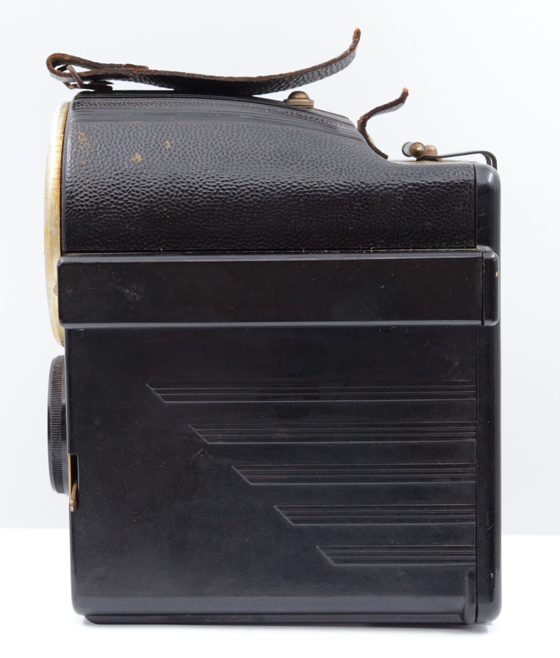 Pre-Owned - VINTAGE 1940s SPARTUS PRESS FLASH CAMERA SUPER F