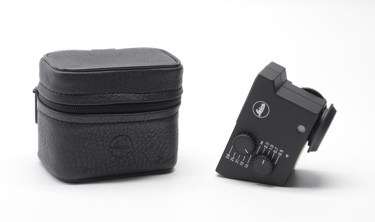 Pre-Owned - Leica Universal Wide-Angle Viewfinder For M