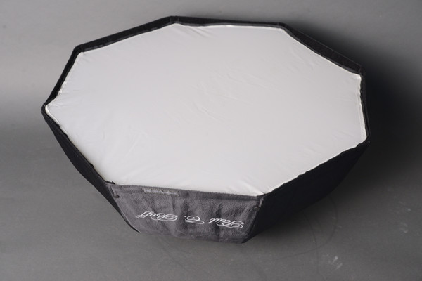 Pre-Owned - Paul C. Buff 32 Octobox Softbox w/cover