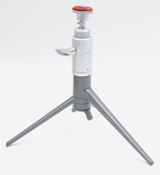 Pre-Owned - Leica Tabletop Tripod With Folding Legs w/ball