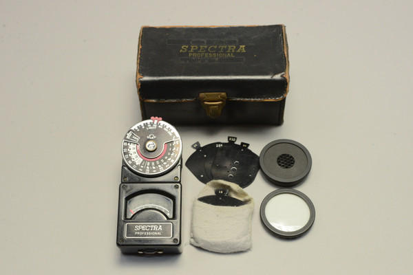 Pre-Owned Spectra Model S-500 Exposure Meter