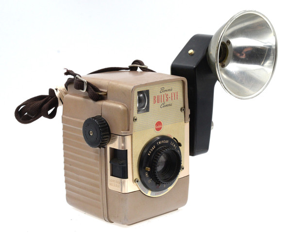 Pre-Owned - Vintage Kodak Brownie Bulls Eye Camera With Deta