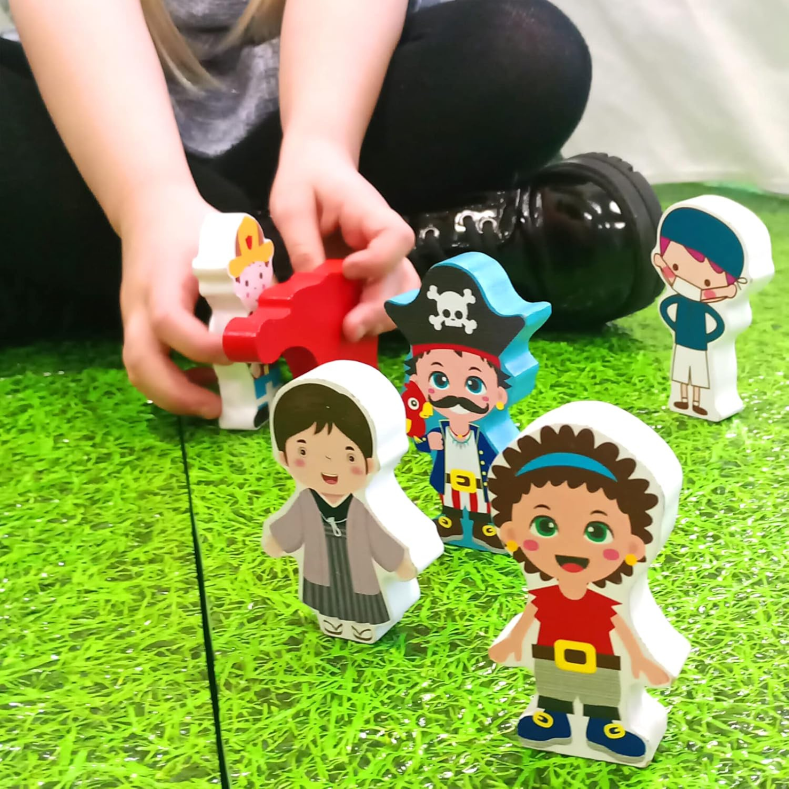 Small World People & Community Toys | Talking Turtle