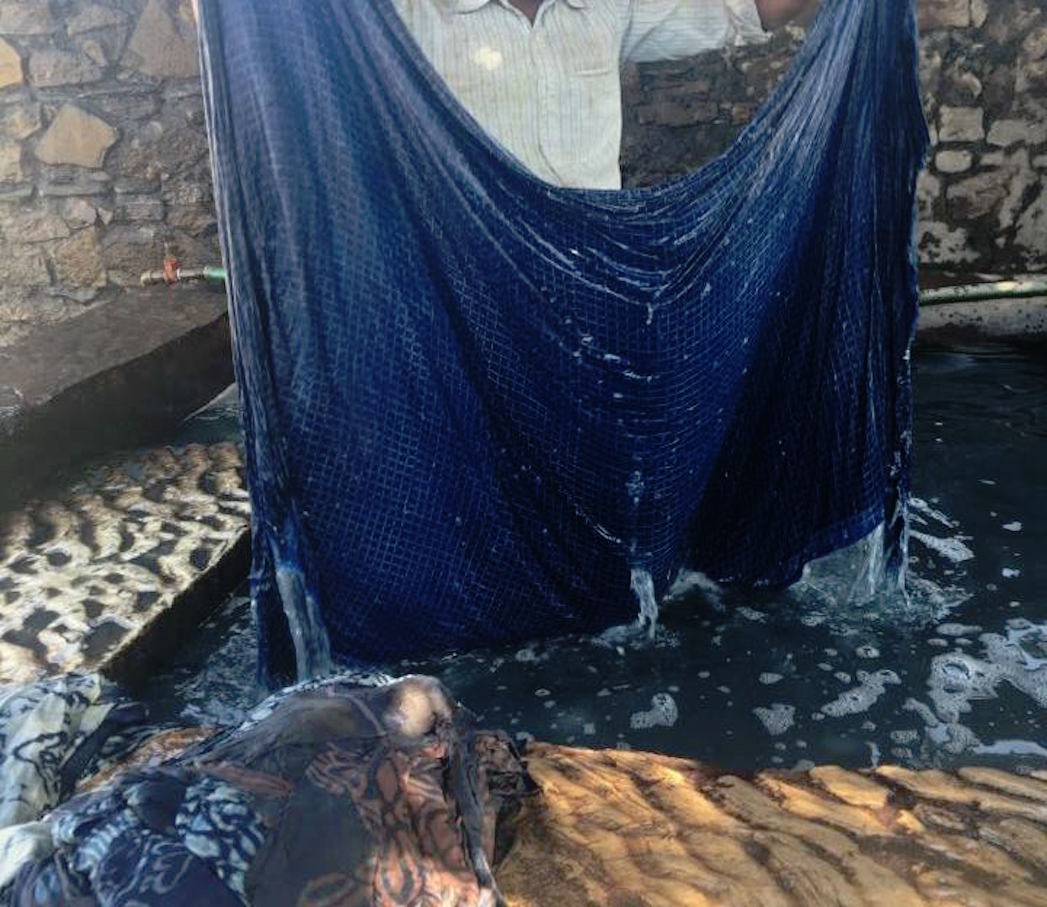 Block printing in India and weaving - Ichcha