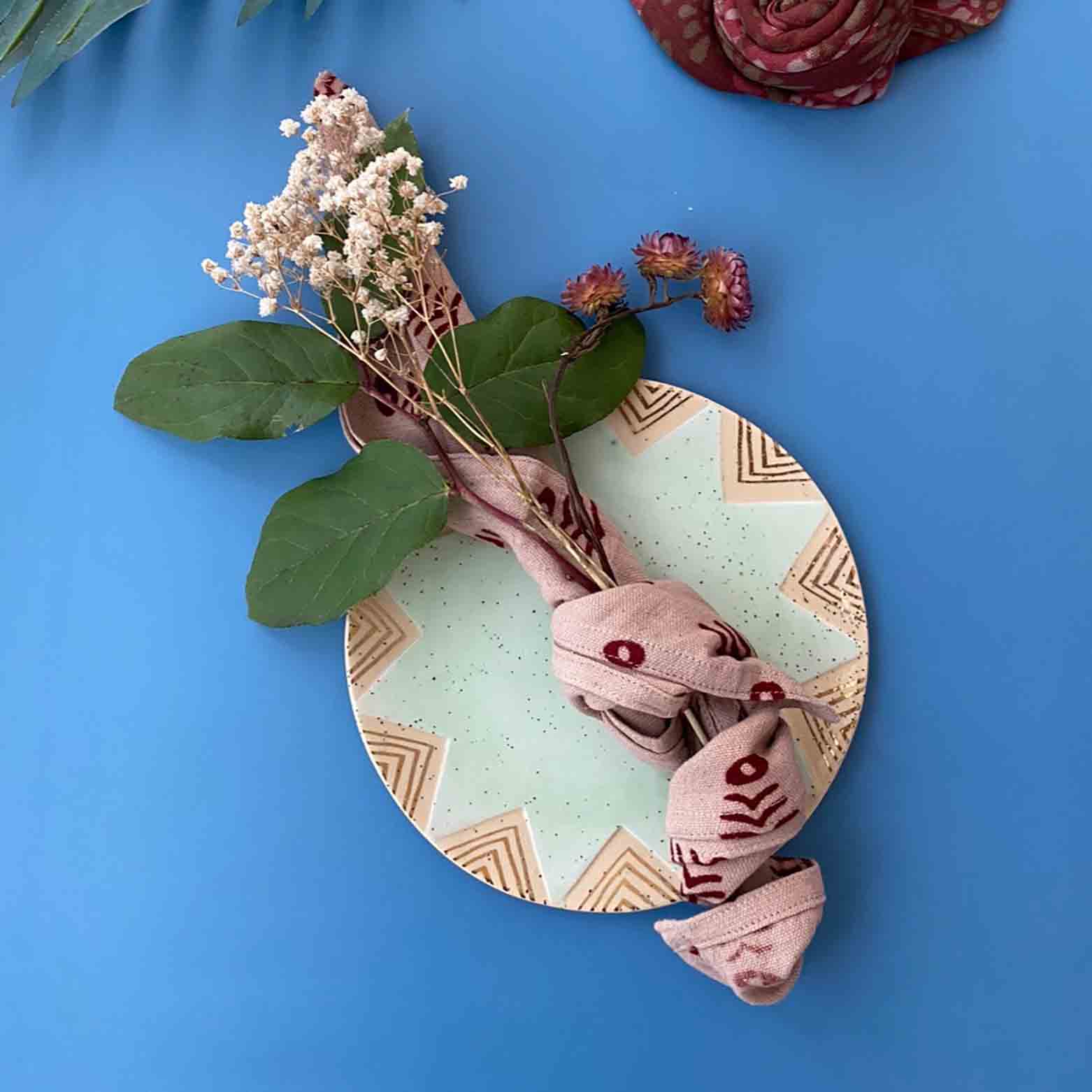 How to Fold Cloth Napkins - Ichcha