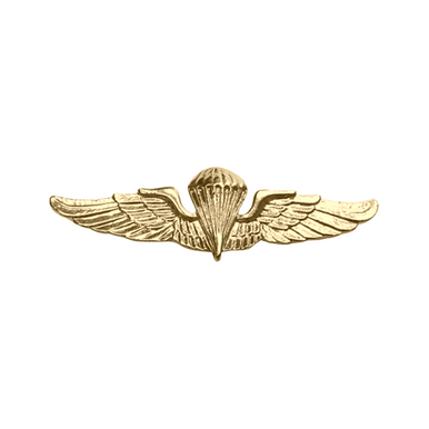 56705 DOMINICAN REPUBLIC PARA. BADGE