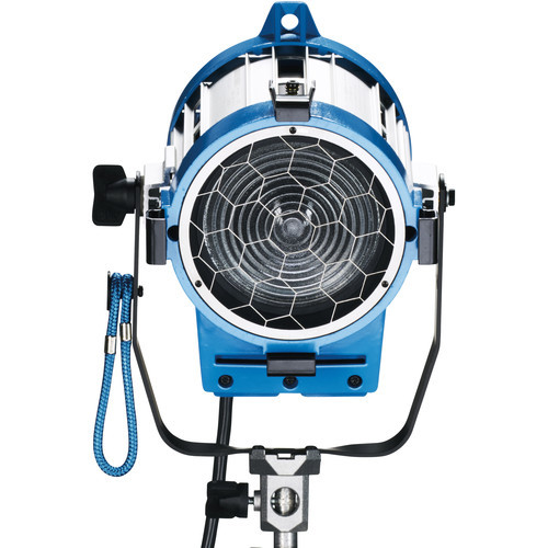 RENTAL ONLY - ARRI 650W Plus Tungsten Fresnel - 120-240 VAC