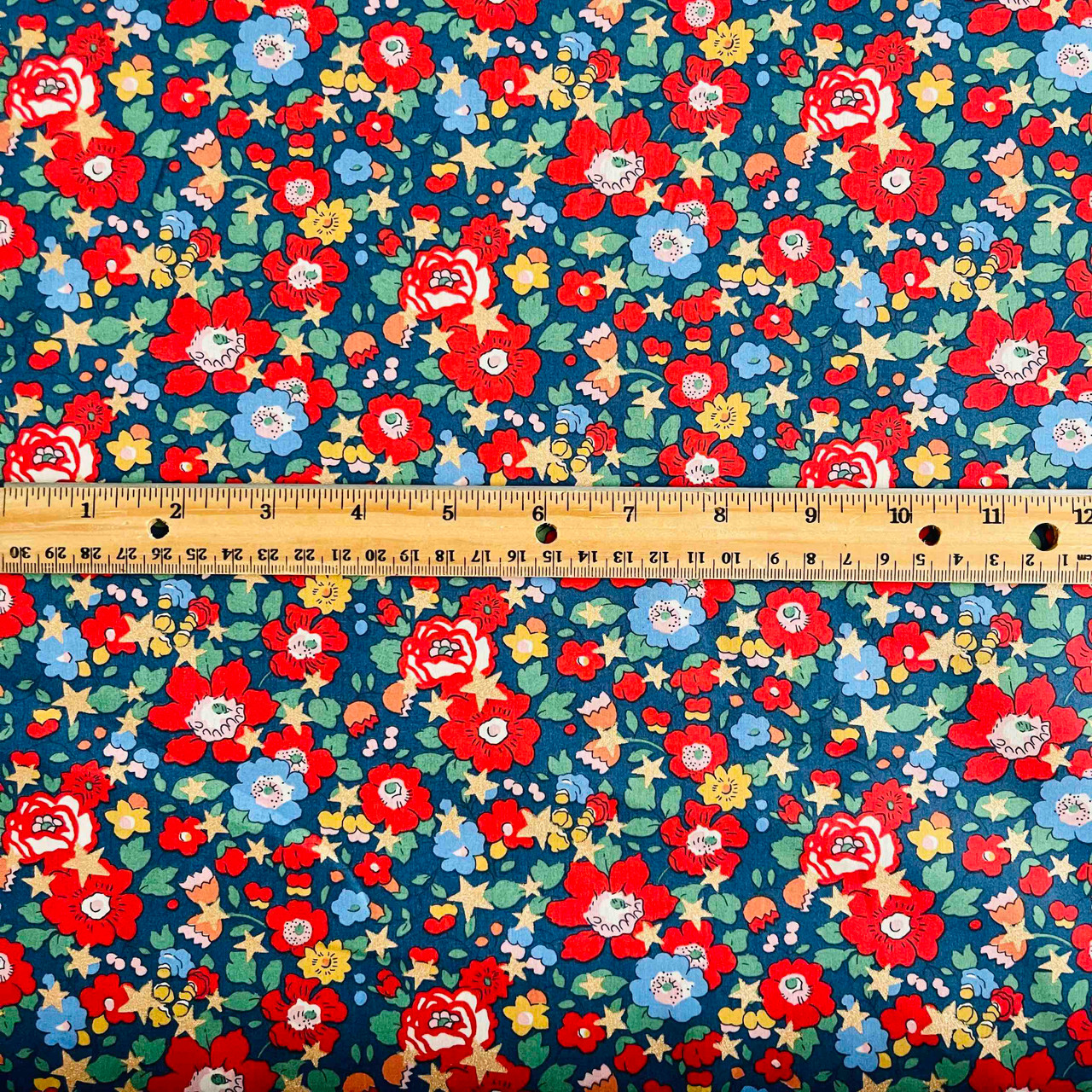 Liberty Fabrics: Betsy Star A (Blue) Tana Lawn®