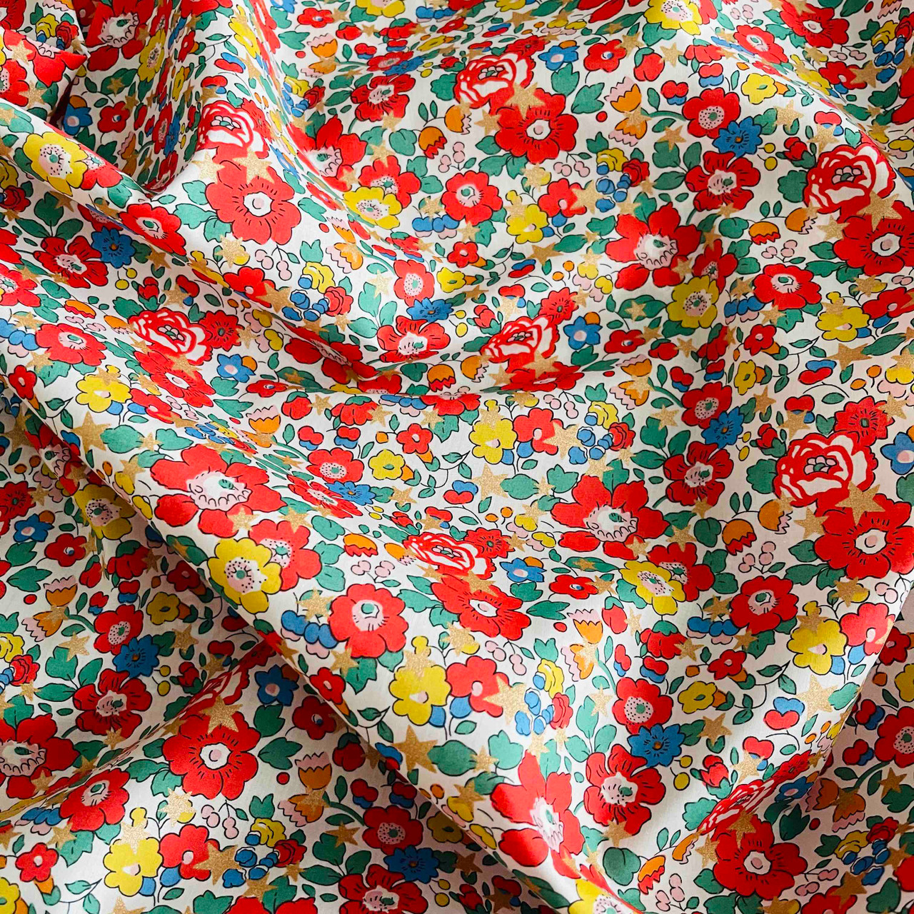 Liberty Fabrics: Betsy Star B (White) Tana Lawn®