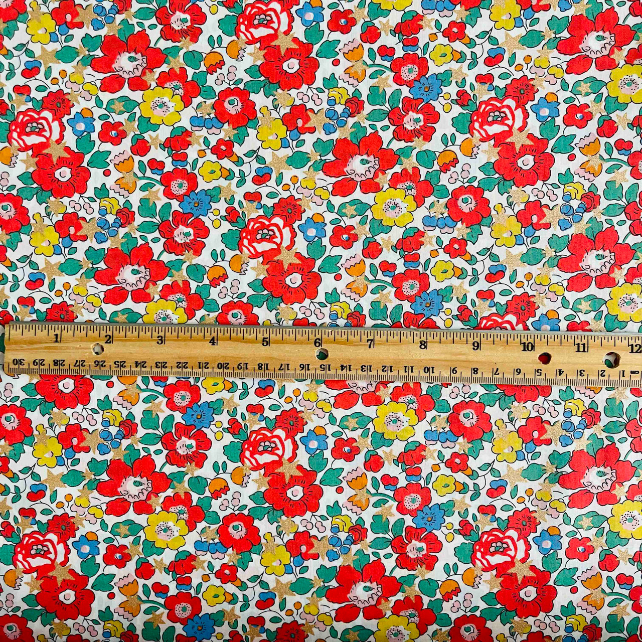 Liberty Fabrics: Betsy Star B (White) Tana Lawn®