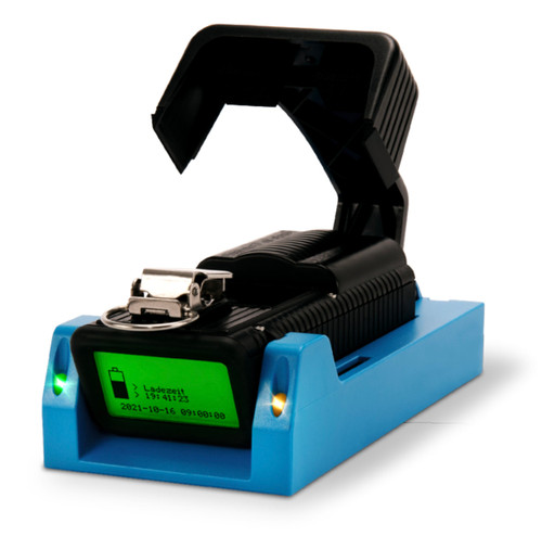 GFG Charging set 9: Drop-in charger DIC2B with bracket and vehicle ...