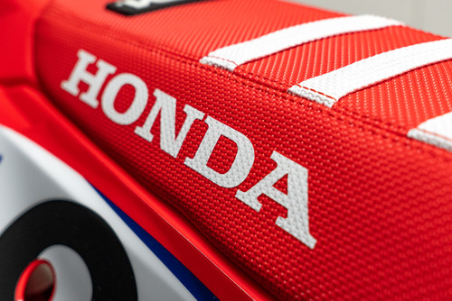HRC Progressive Replica Seat Cover | SKDA USA