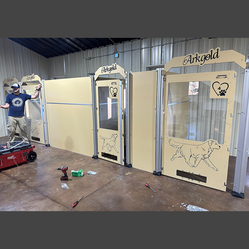Kennel Ideas: Tan Custom Dog Kennels | Arkgold Golden Retrievers ...