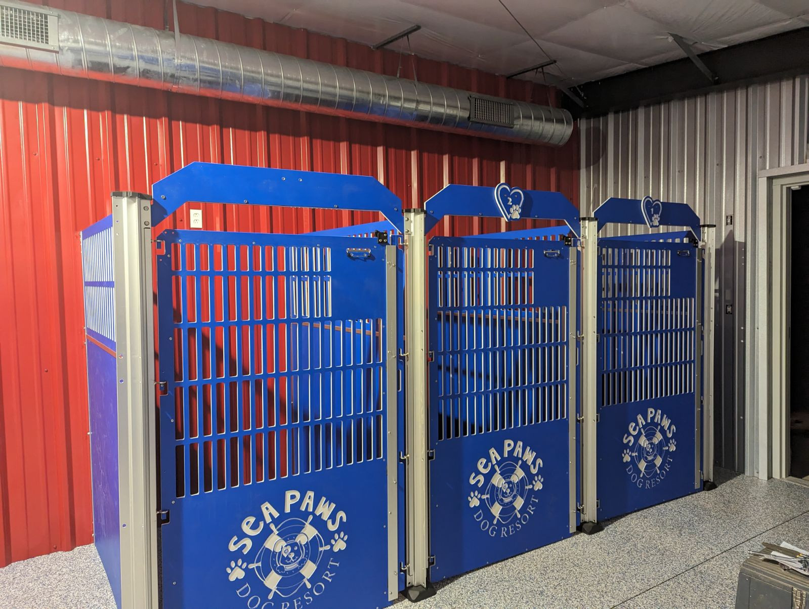 Sea Paws Resort Foley, Alabama - Gator Kennels